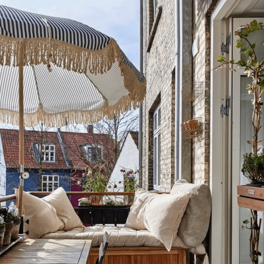 9 Beautiful Small Balcony Ideas To Recreate