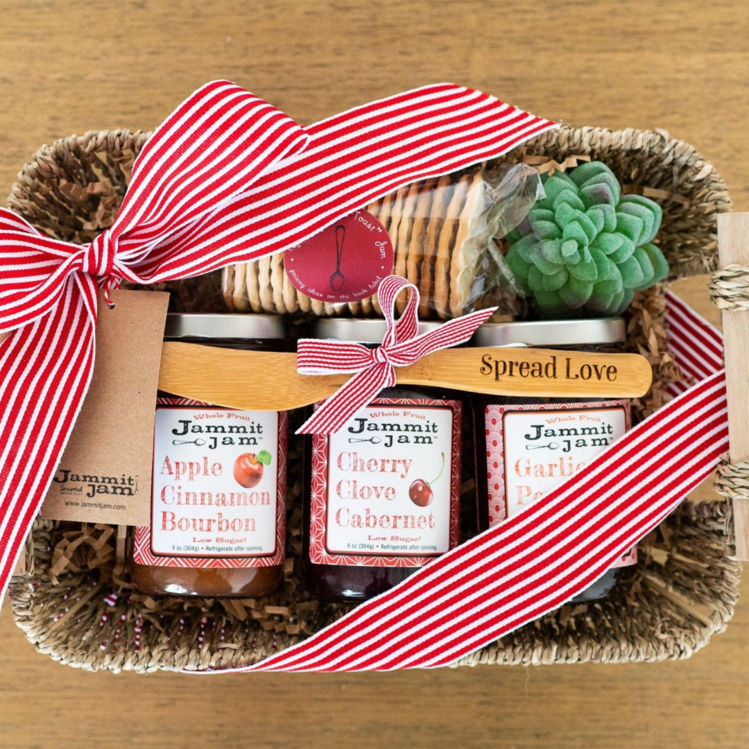 10 Amazing Housewarming Gift Basket Ideas